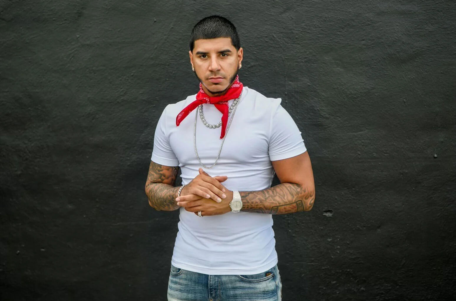 CJ の歌詞・カタカナ・歌詞和訳・動画一覧 | 洋楽まっぷ